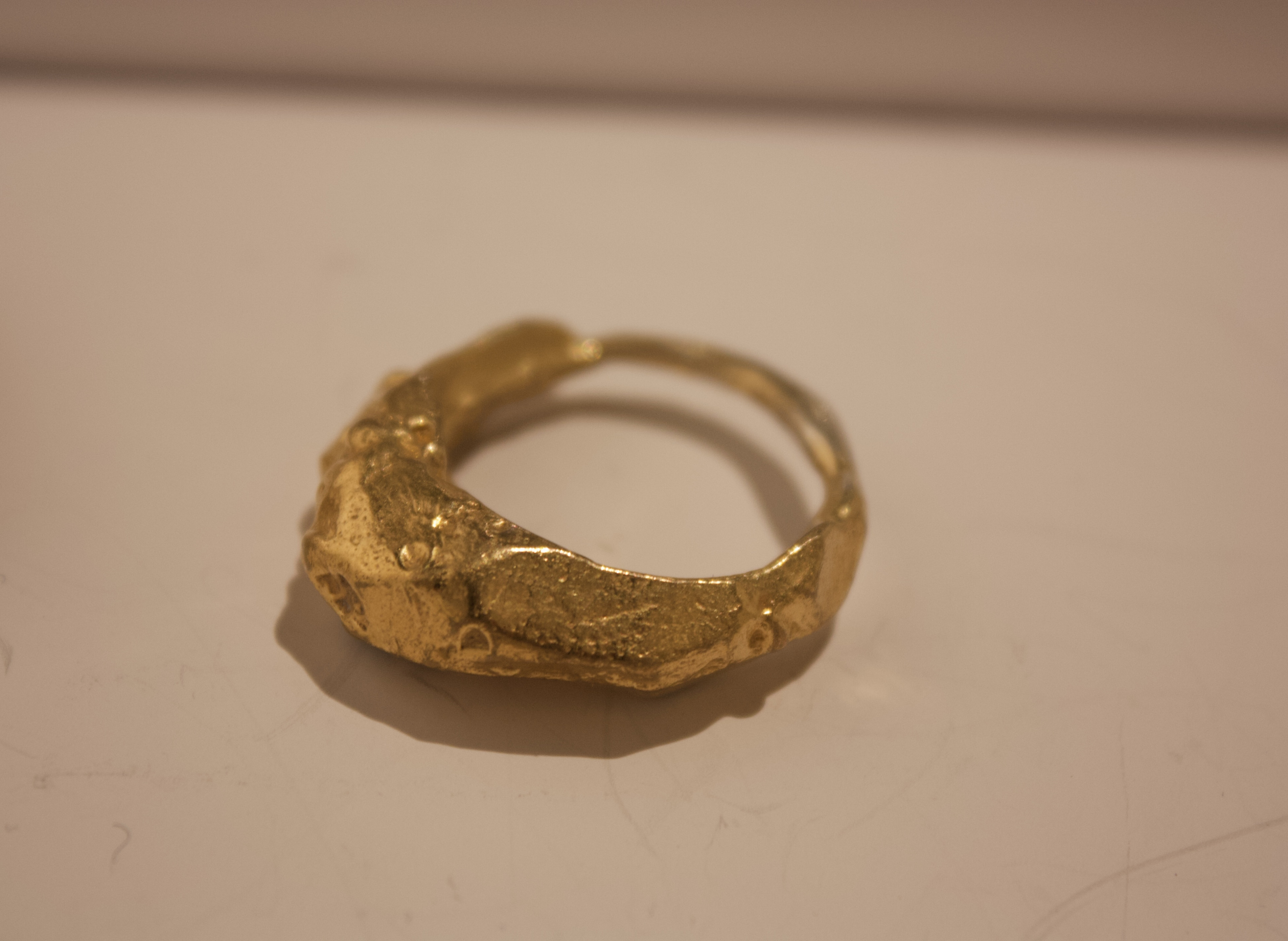 Rune ring gold - FUGA
